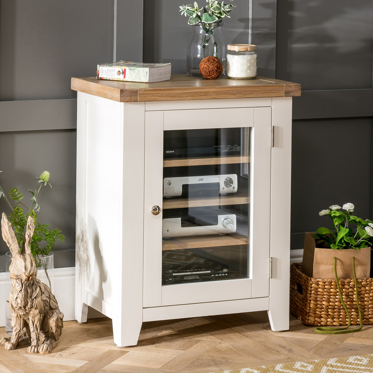 Wooden Hifi Cabinet